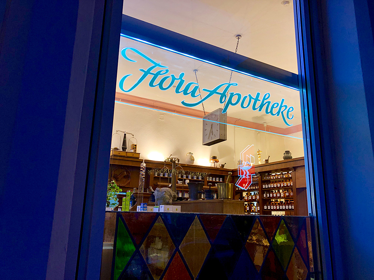 Flora Apotheke erstrahlt in neuem Glanz - Flora Apotheke Hannover